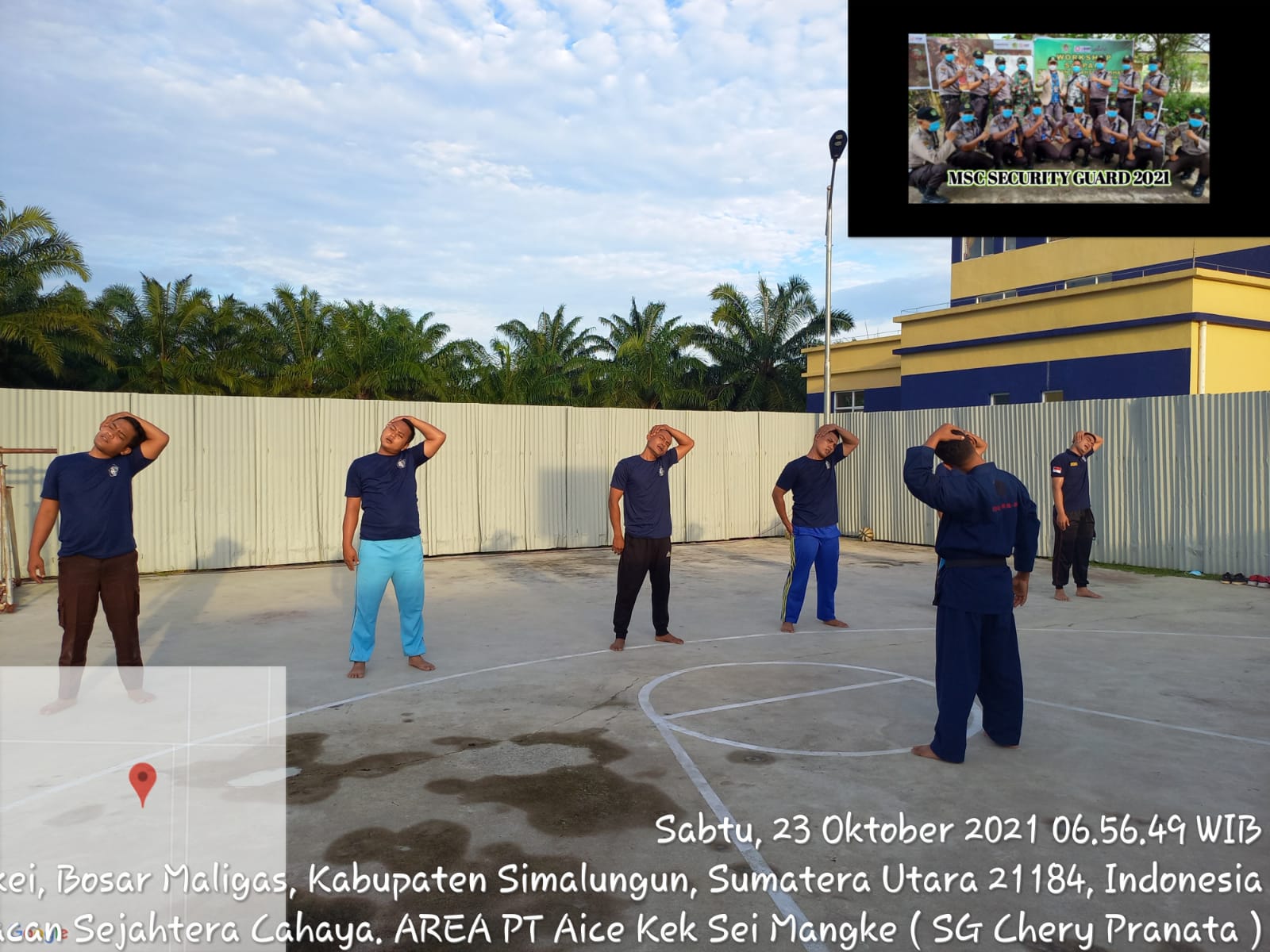 Latihan Bela Diri Petugas Security di Area PT Aice Sumatera Industry ...
