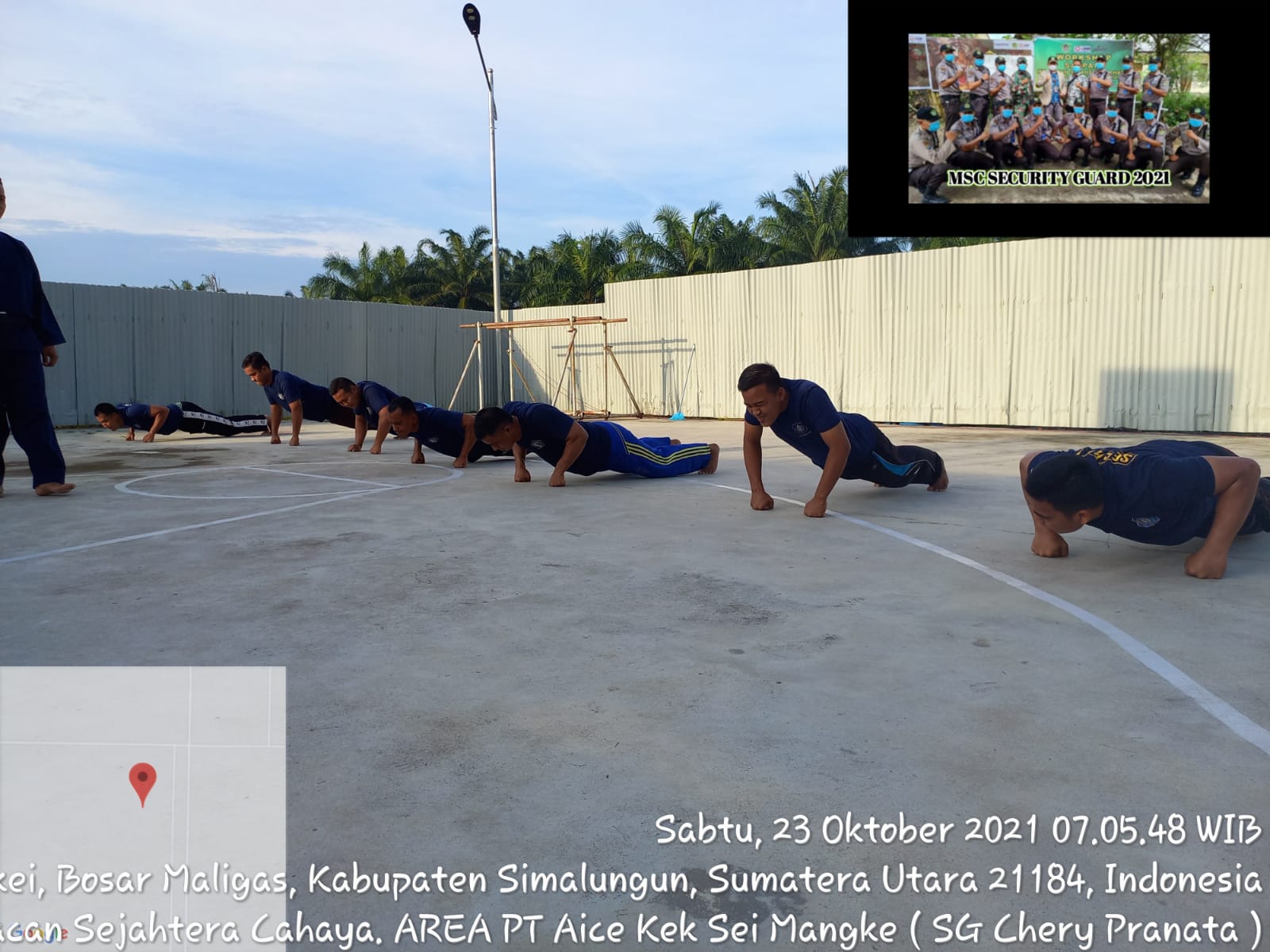 Latihan Bela Diri Petugas Security di Area PT Aice Sumatera Industry ...